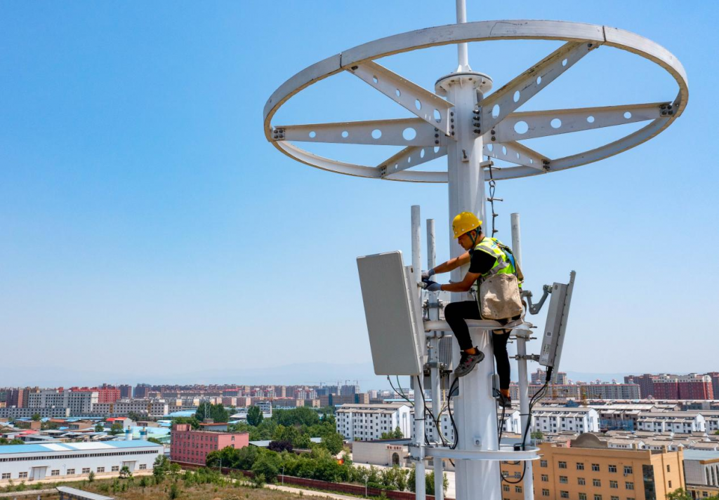 China builds world's largest 5G network with 475 million users ...